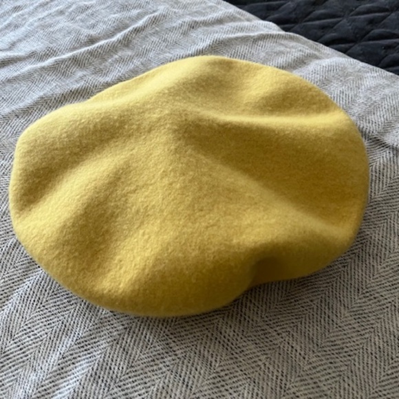 J. Crew | Accessories | J Crew Made In Italy Wool Beret Szos French ...